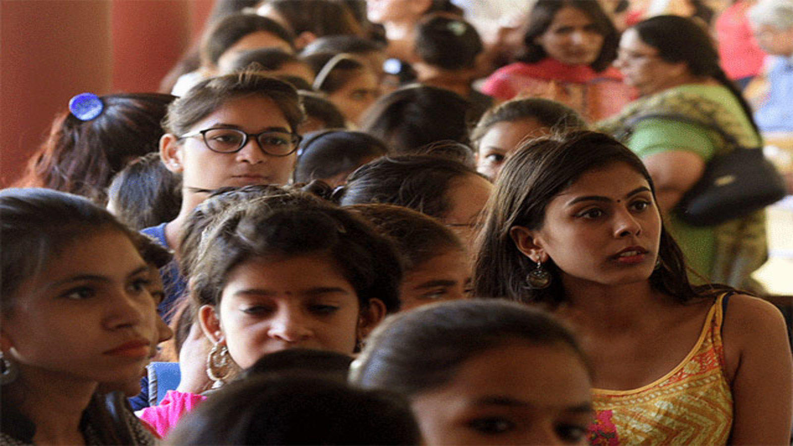 At least 90% affluent Indian parents want their kids to study overseas ...