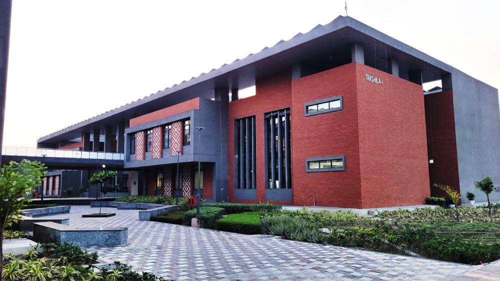 IIM Sambalpur introduces AI-enabled teaching faculty in classrooms