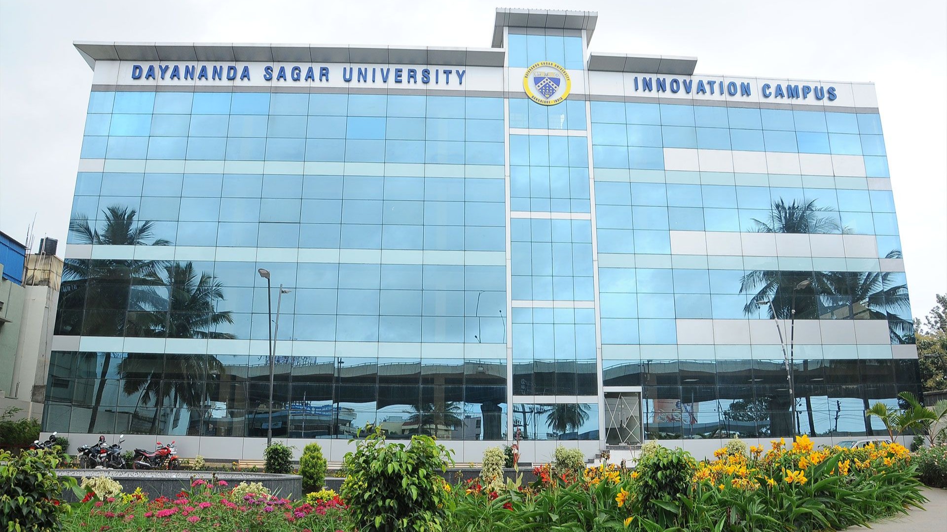 Dayananda Sagar University secures top spots in 2025 IIRF MBA rankings ...