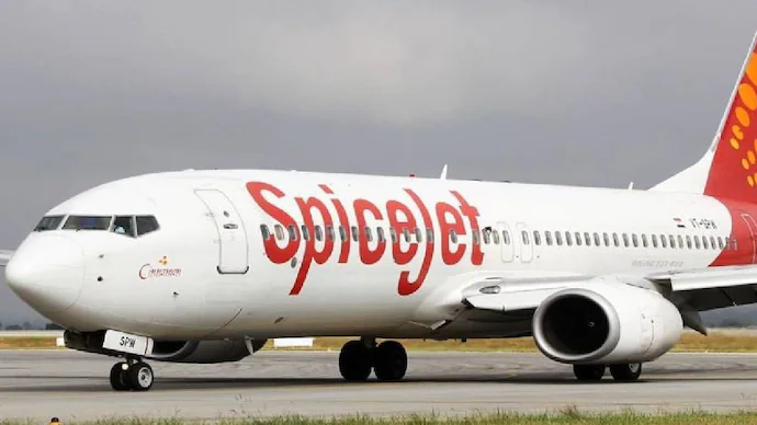 SpiceJet flight delayed for hours after flyers attempt to storm cabin